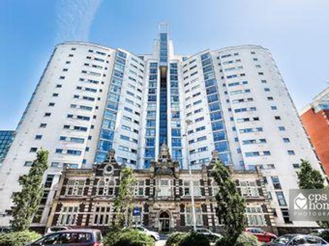 2 Bedrooms Flat for rent in Altolusso, City Centre, Cardiff CF10