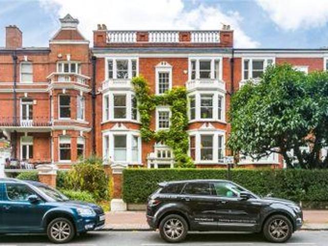 2 Bedrooms Flat for rent in Albert Mansions, Albert Bridge Road, London SW11