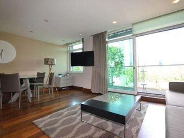 2 Bedrooms Flat for rent in Albert Embankment, London SE1