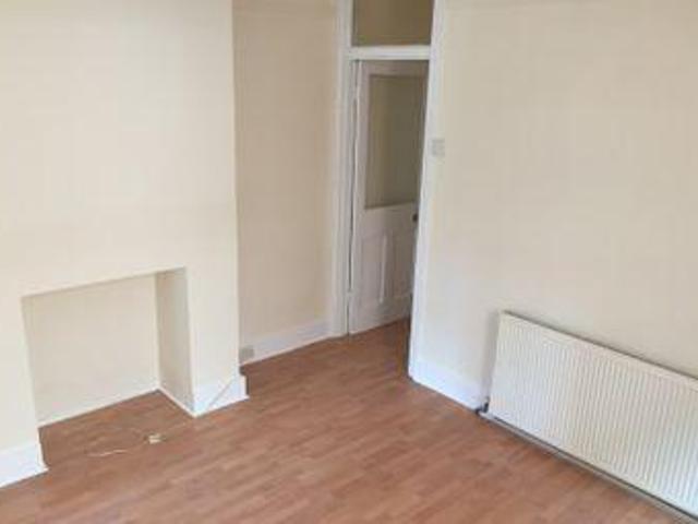 2 Bedrooms Flat for rent in Albert Road, London NW6