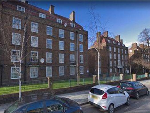2 Bedrooms Flat for rent in Albion Avenue, Vauxhall, London SW8