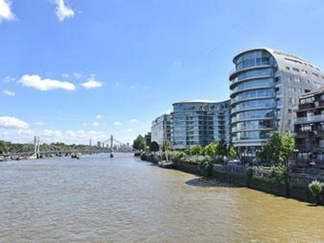 2 Bedrooms Flat for rent in Albion Riverside, Battersea SW11