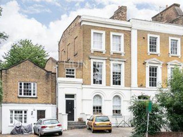 2 Bedrooms Flat for rent in Albion Road, London N16