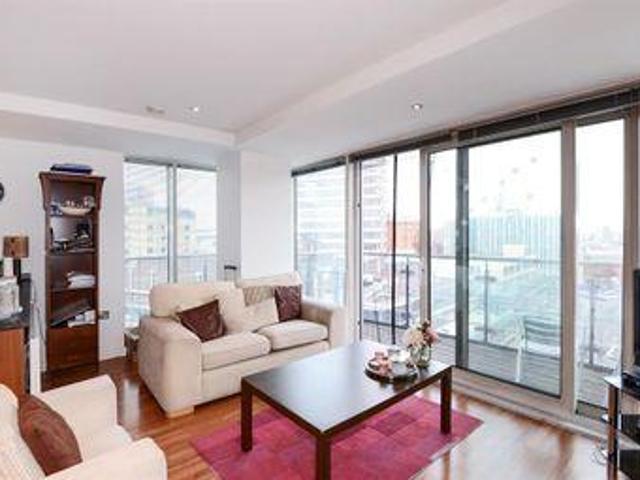 2 Bedrooms Flat for rent in Albion Street, Leeds LS2