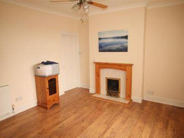 2 Bedrooms Flat for rent in Alcester Road, Studley Warwickshire, Studley B80