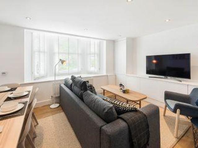 2 Bedrooms Flat for rent in Alderbrook Road, London SW12