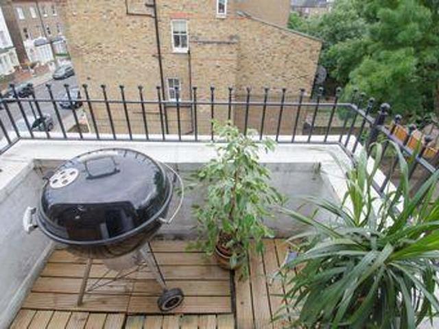2 Bedrooms Flat for rent in Alexandra Grove, London N4