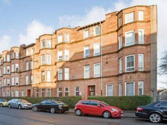 2 Bedrooms Flat for rent in Alexandra Parade, Dennistoun, Glasgow G31