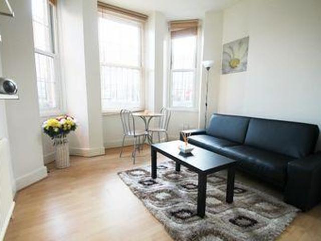 2 Bedrooms Flat for rent in Alfred Street, London E3