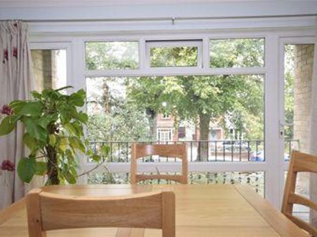 2 Bedrooms Flat for rent in All Saints Court, All Saints Villas Road, Cheltenham GL52