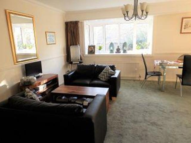 2 Bedrooms Flat for rent in Allendale Close, London SE5