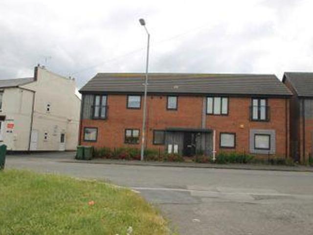 2 Bedrooms Flat for rent in Allens Lane, Pelsall, Walsall WS3