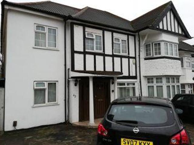 2 Bedrooms Flat for rent in Allington Road, Hendon NW4