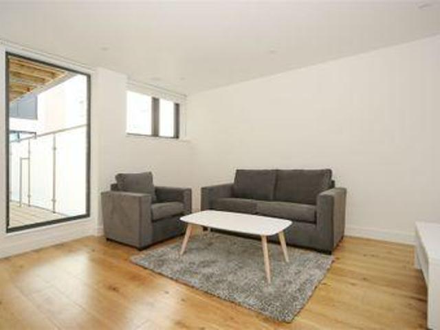 2 Bedrooms Flat for rent in Alpha House, Dalston, London E8