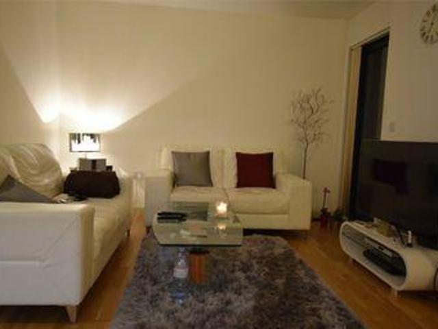 2 Bedrooms Flat for rent in Alpine Road, London NW9