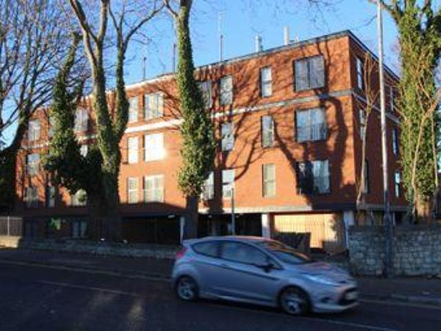 2 Bedrooms Flat for rent in Apex House, Gravesend DA11
