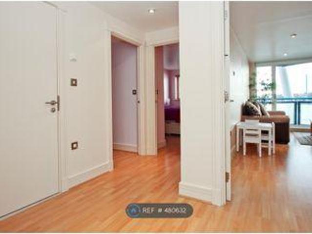 2 Bedrooms Flat for rent in Apollo Building, Canary Wharf E14