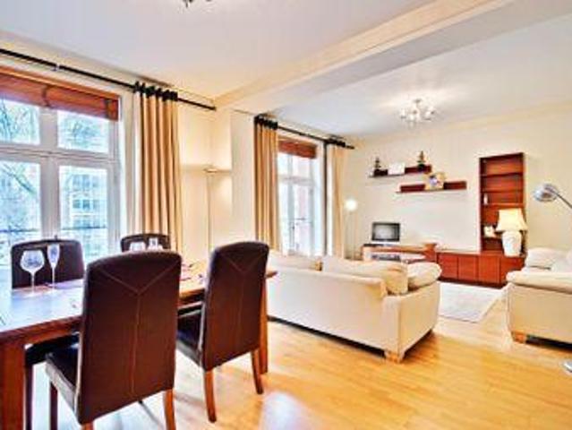 2 Bedrooms Flat for rent in Artillery Mansions, Victoria Street, London SW1H