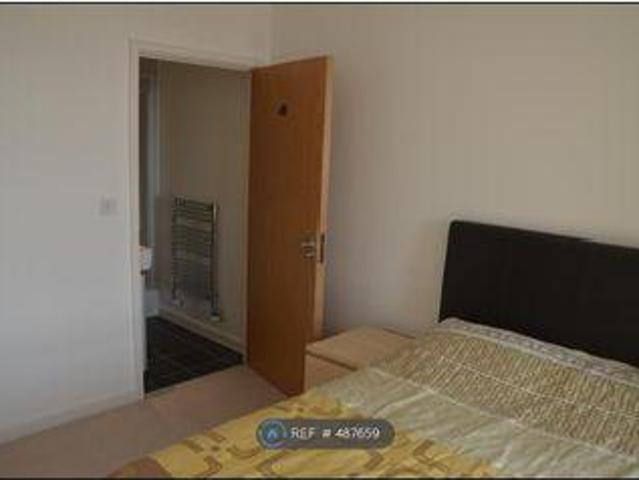 2 Bedrooms Flat for rent in Arboretum Place, Barking IG11