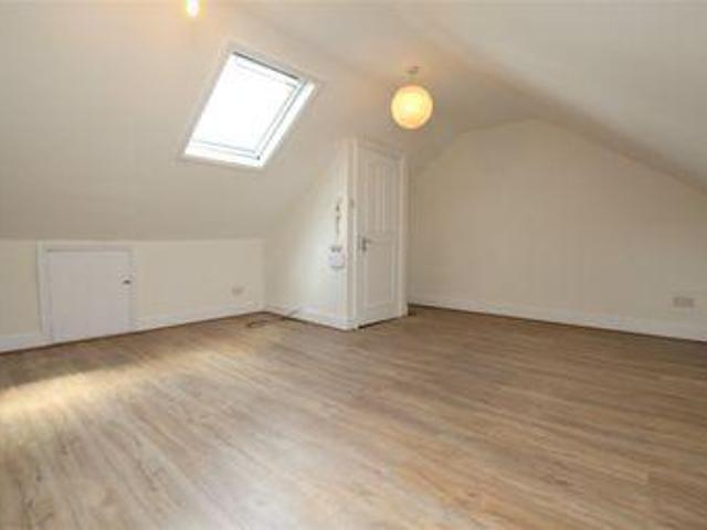2 Bedrooms Flat for rent in Archway Road, Archway N6