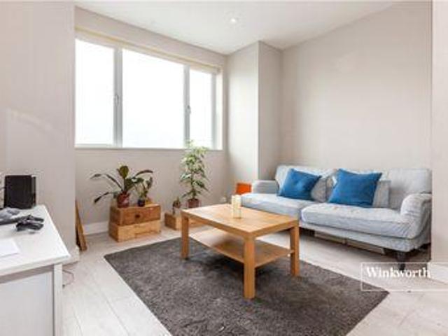 2 Bedrooms Flat for rent in Archway Road, London N6