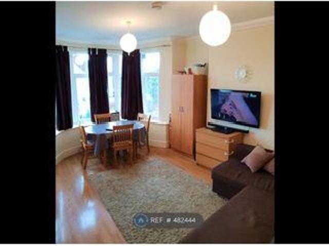 2 Bedrooms Flat for rent in Ardfern Avenue, London SW16