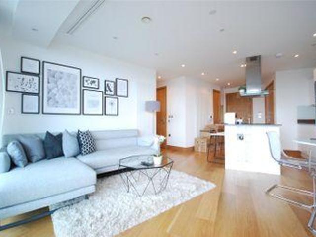 2 Bedrooms Flat for rent in Arena Tower, 25 Crossharbour Plaza, London E14