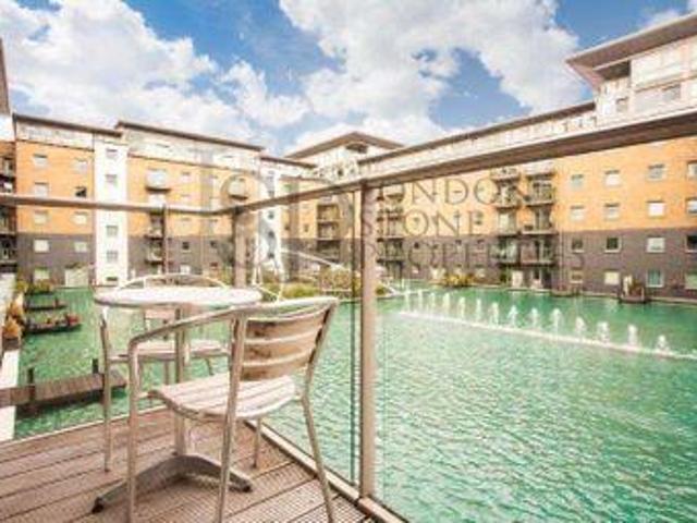 2 Bedrooms Flat for rent in Argyll Road, London SE18