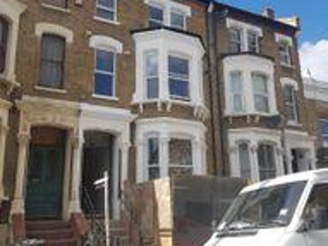 2 Bedrooms Flat for rent in Arlingford Road, Brixton SW2