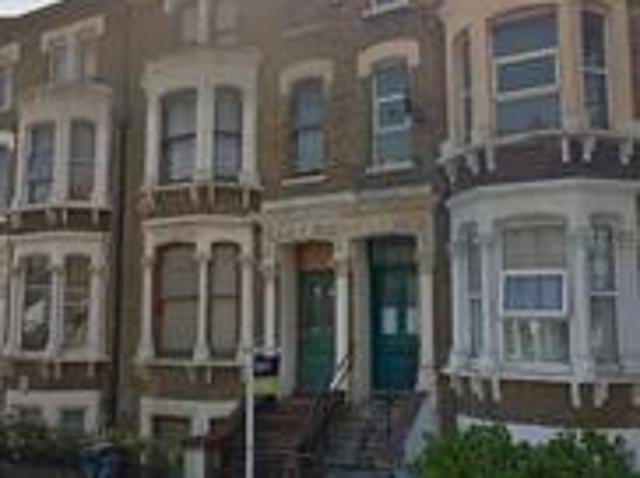 2 Bedrooms Flat for rent in Arlingford Road, Brixton SW2