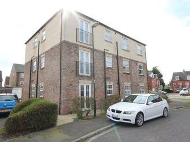 2 Bedrooms Flat for rent in Armstrong Way, York YO30