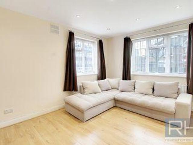2 Bedrooms Flat for rent in Arnos Grove Court, Palmers Road N11
