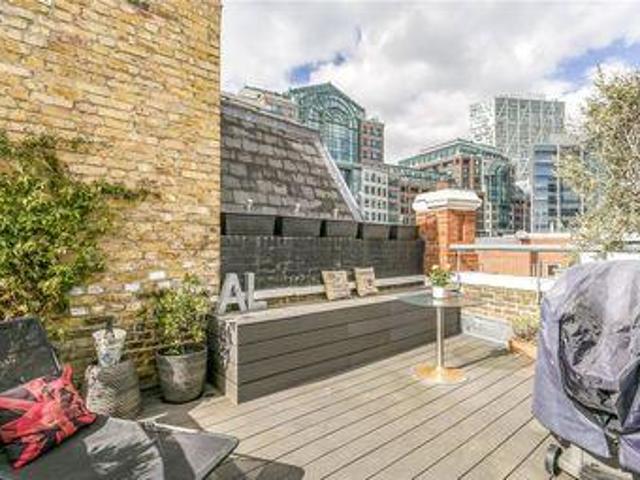 2 Bedrooms Flat for rent in Astral House, Middlesex Street E1