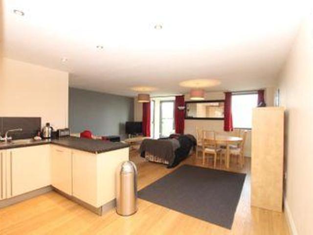 2 Bedrooms Flat for rent in Ashley Hill, Bristol BS7