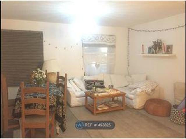 2 Bedrooms Flat for rent in Atlantic Road, London SW9