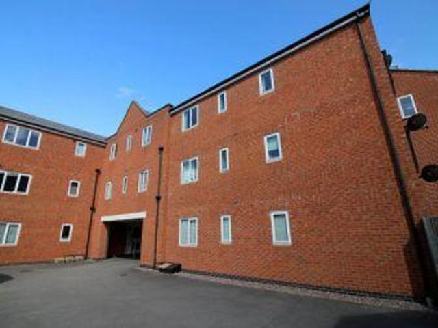 2 Bedrooms Flat for rent in Auriga Court, Derby DE1