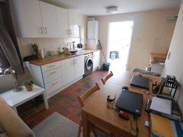 2 Bedrooms Flat for rent in Avenue Road, Acton W3