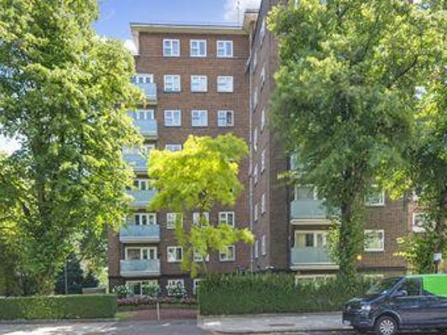 2 Bedrooms Flat for rent in Avenue Road, London NW8