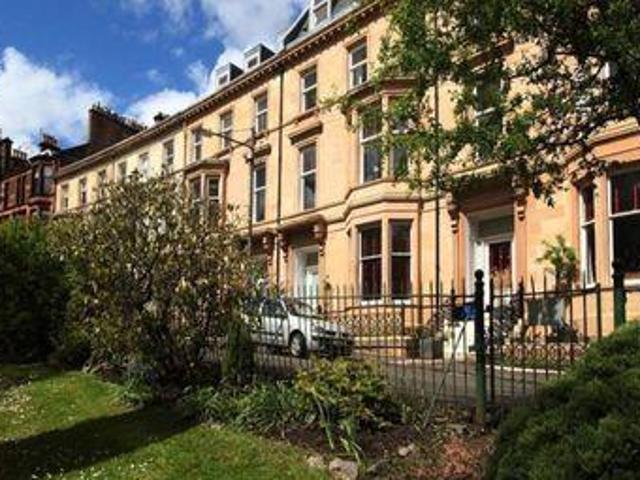 2 Bedrooms Flat for rent in Botanic Crescent, Glasgow G20