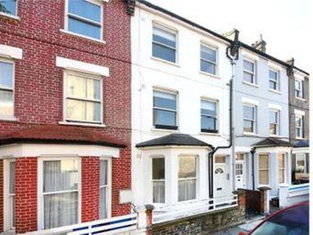 2 Bedrooms Flat for rent in Boundary Lane, London SE17