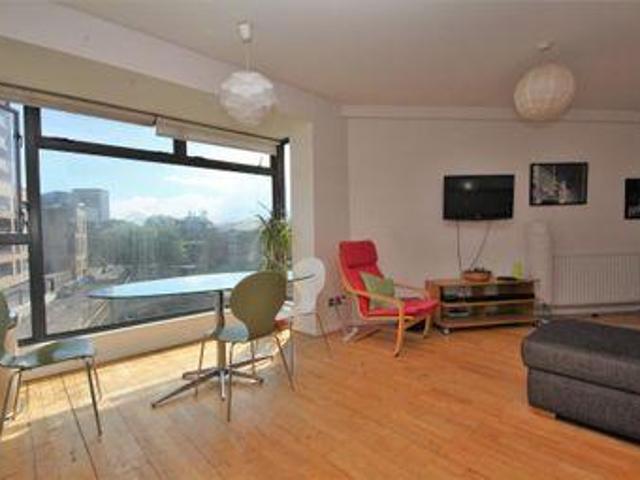 2 Bedrooms Flat for rent in Boleyn Road, Dalston Junction, London N16