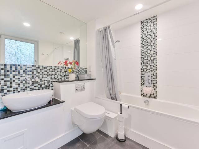 2 Bedrooms Flat for Rent in Bolney Street | Foxtons