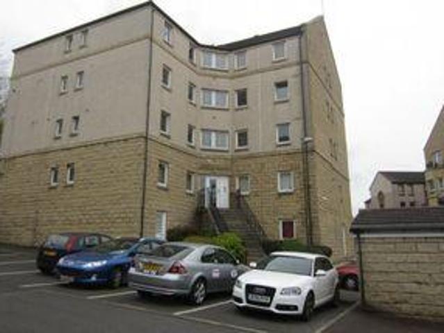 2 Bedrooms Flat for rent in Bonnington Gait, Edinburgh EH6