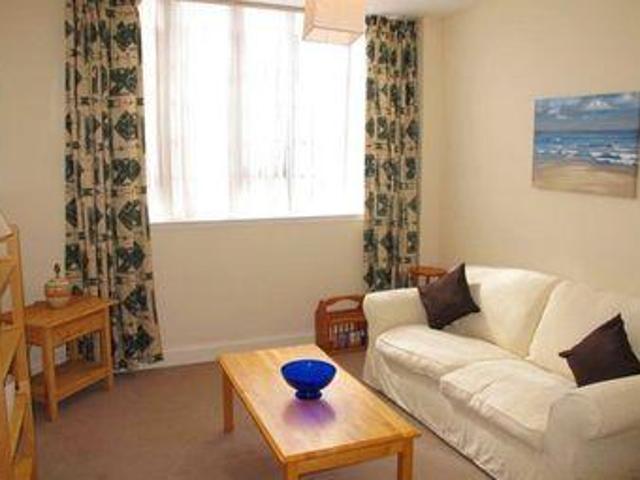 2 Bedrooms Flat for rent in Bonnington Road, Bonnington EH6