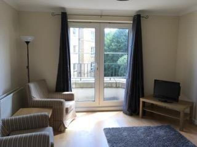 2 Bedrooms Flat for rent in Bonnington Road, Edinburgh EH6