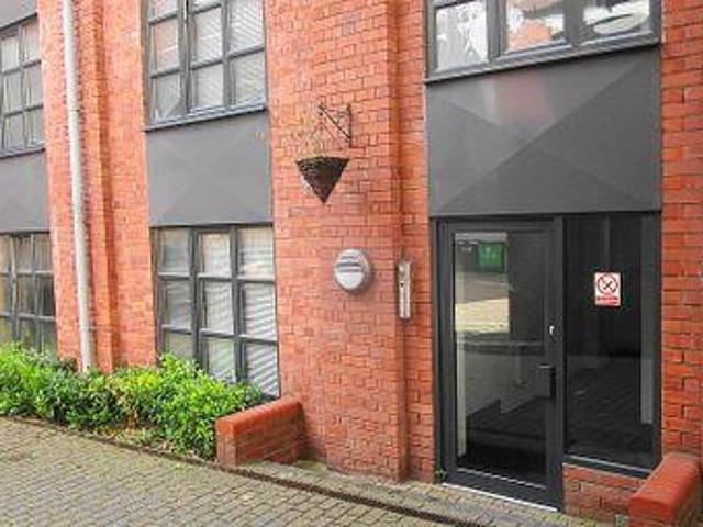 2 Bedrooms Flat for rent in Bookbinders, 22 25 Back York Street, Leeds LS2