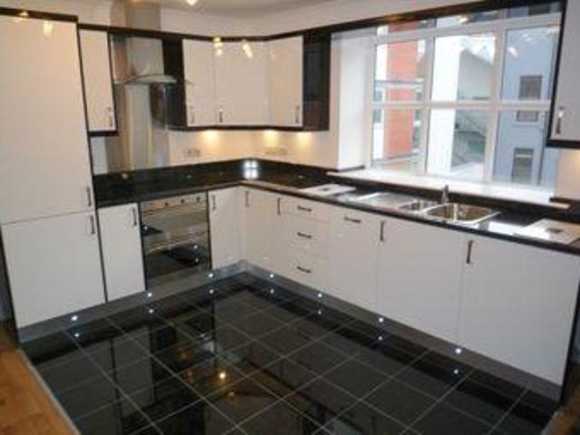 2 Bedrooms Flat for rent in Bookbinders, Back York Street, Leeds LS2