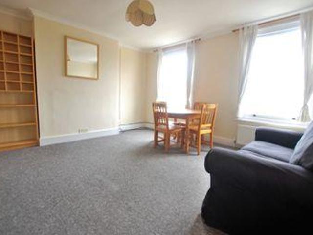2 Bedrooms Flat for rent in Boothby Road, London N19