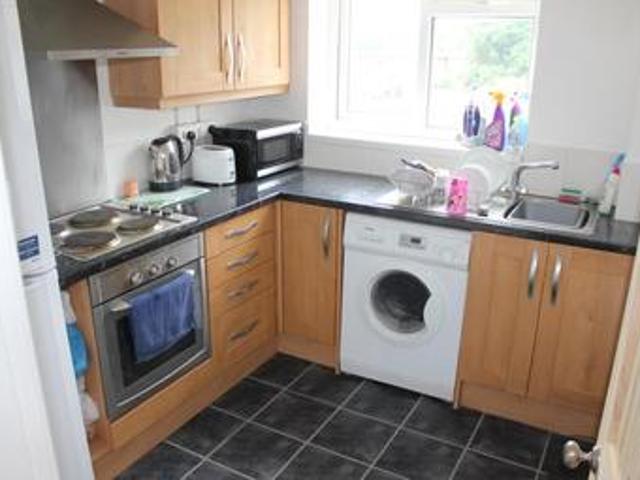 2 Bedrooms Flat for rent in Bath Court, 17 Abdon Avenue, Selly Oak B29
