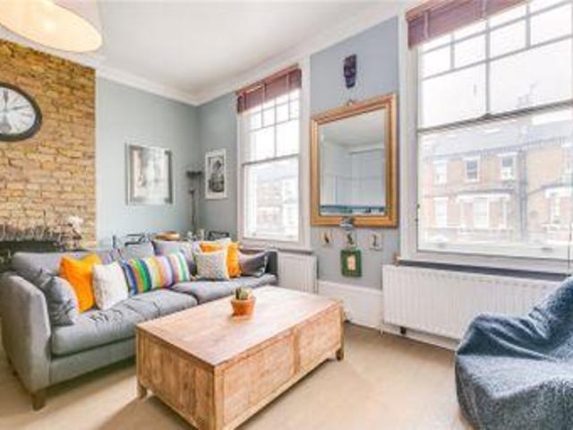 2 Bedrooms Flat for rent in Battersea Rise, London SW11